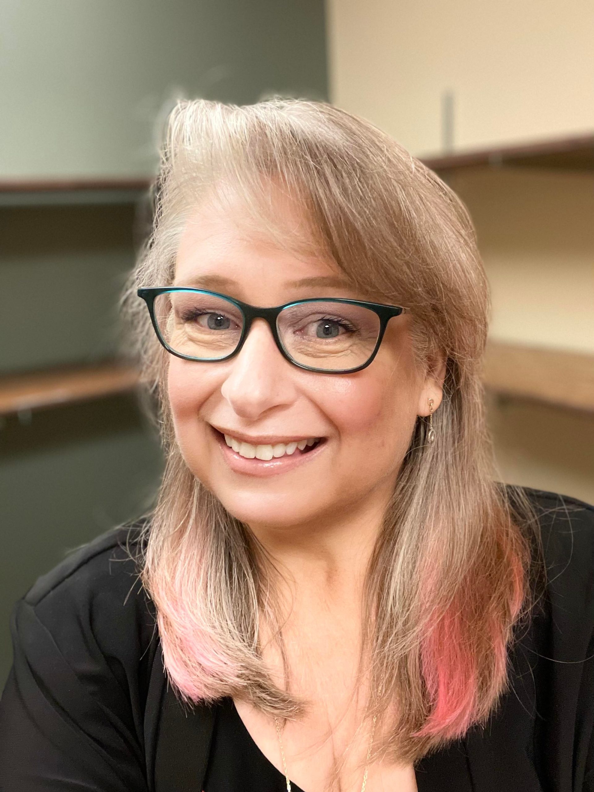 Kelly Fischer's 25th Anniversary - Psychological Science